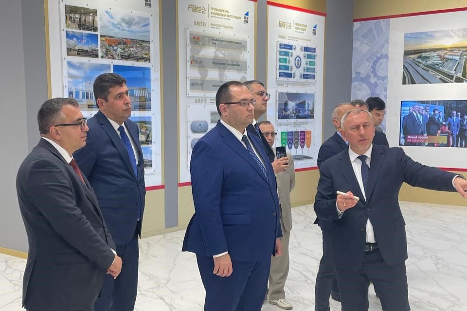 Minister Majnun Mammadov met with Minister of Agricultu...